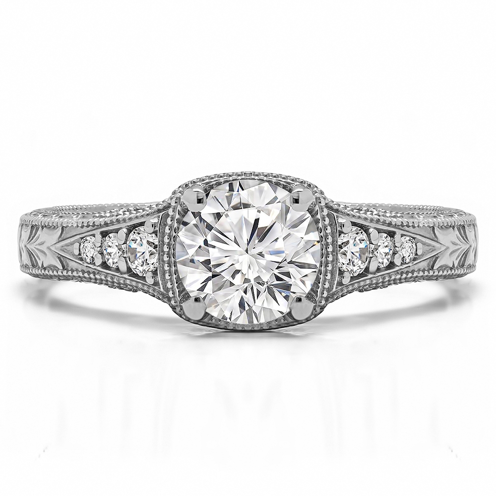 1 Carat Round Vintage Engagement Ring with Graduated Stones